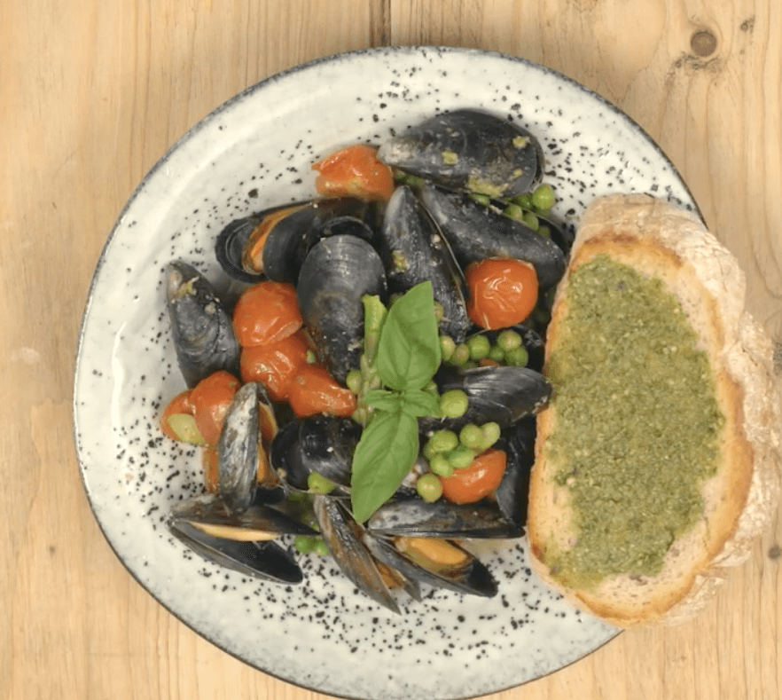 Pesto Mussels on Toast - Scottish Shellfish